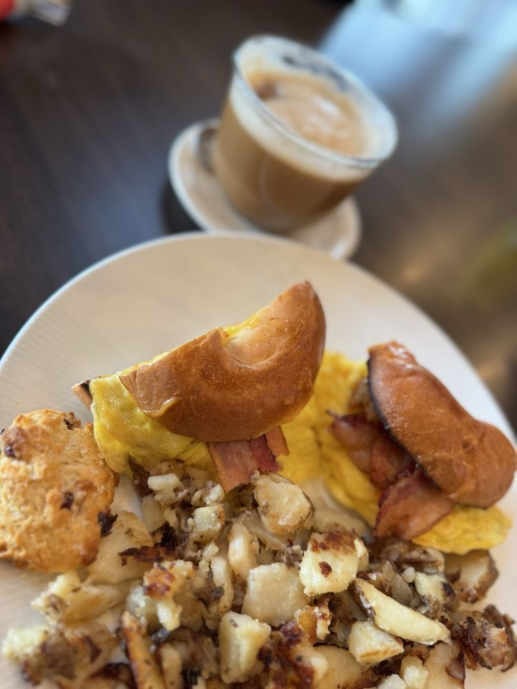 JOSEF’S VIENNA BAKERY & CAFE - Updated December 2025 - 117 Photos & 57 ...