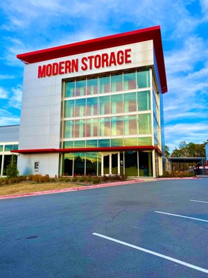 MODERN STORAGE WEST LITTLE ROCK - Updated December 2025 - 16 Photos ...