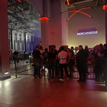 RADIUS - Updated September 2024 - 95 Photos & 52 Reviews - 640 W Cermak ...