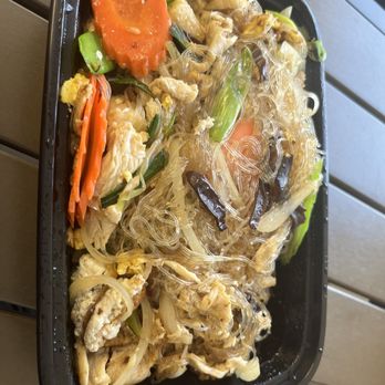 KIN-D THAI KITCHEN - 62 Photos & 30 Reviews - 2110 Artesia Blvd ...