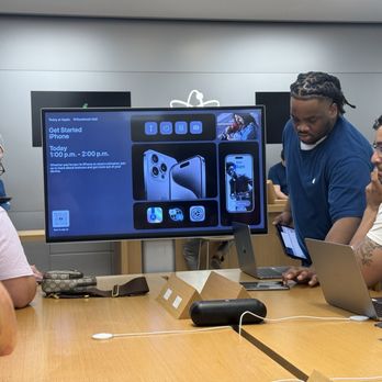 APPLE - WILLOWBROOK MALL - Updated September 2025 - 27 Photos & 105 ...