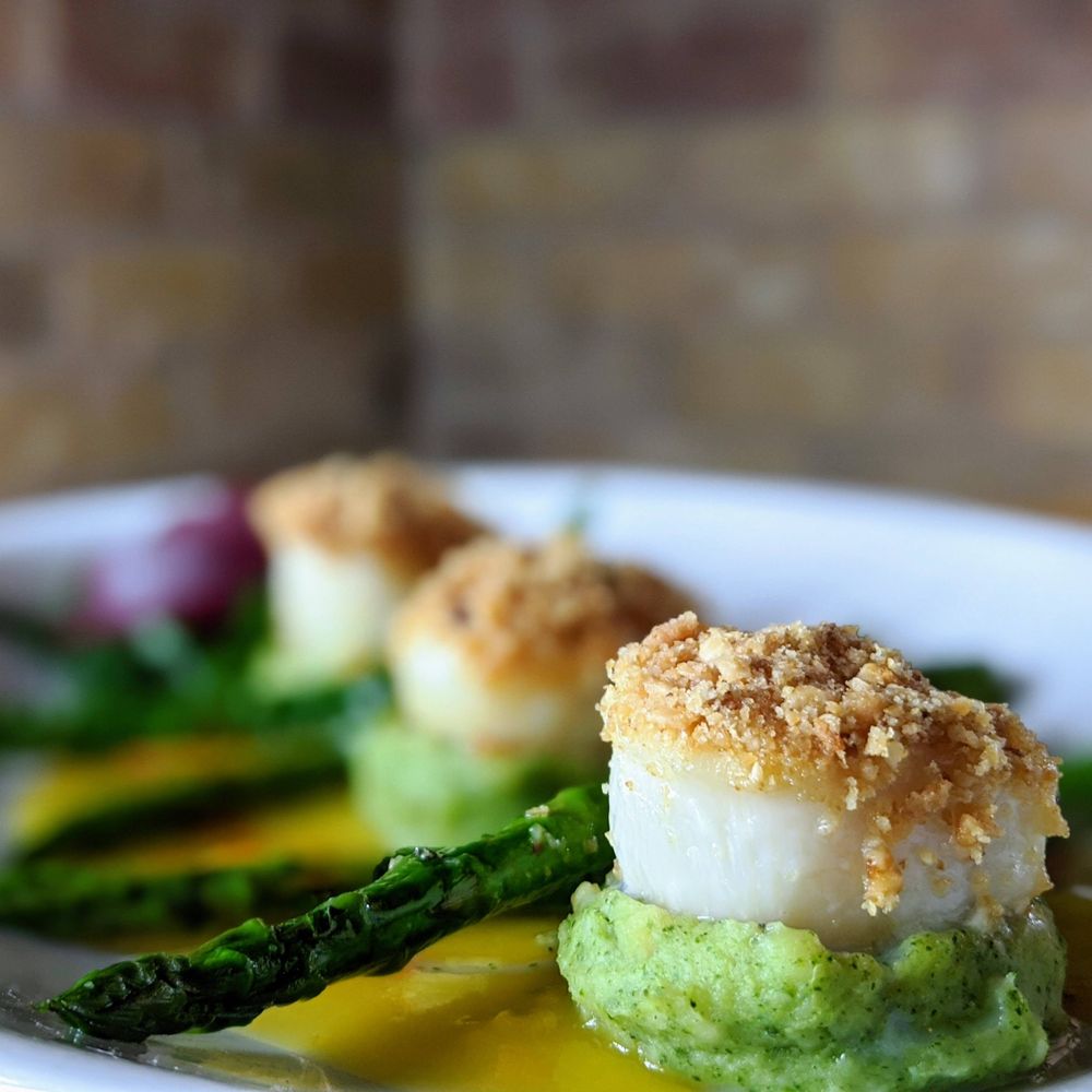 VIA REAL - Updated January 2025 - 543 Photos & 788 Reviews - 4020 N ...