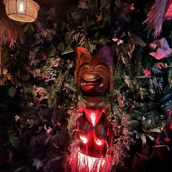 THE HULA HULA ROOM - Updated June 2024 - 91 Photos & 39 Reviews - 20930 ...