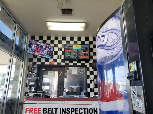 ECONO LUBE N’ TUNE & BRAKES - Updated December 2025 - 102 Photos & 277 ...