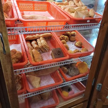 CHELAS BAKERY #2 - Updated January 2026 - 26 Photos & 67 Reviews ...