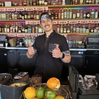 DARLING AVIARY - Updated July 2024 - 710 Photos & 536 Reviews - 712 K ...