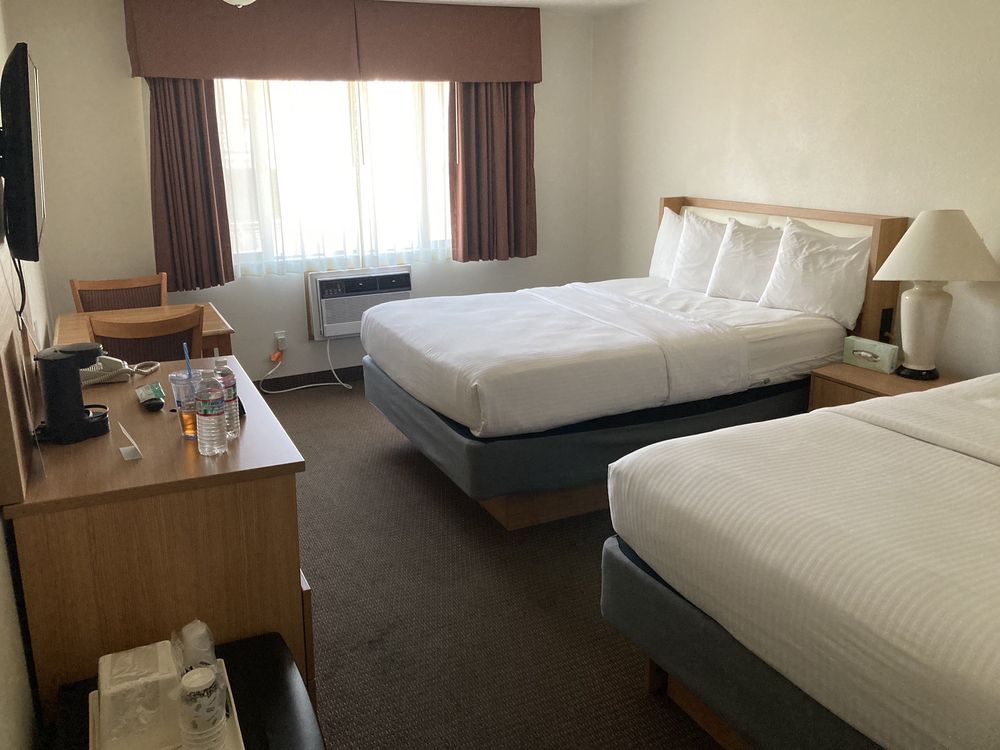 ALADDIN INN AND SUITES - 53 Photos & 53 Reviews - 8905 SW 30th Ave ...