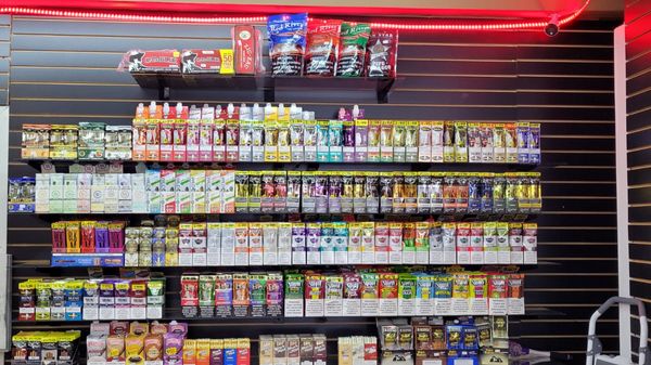 RED APPLE SMOKE SHOP - Updated January 2026 - 4110 Valley View Ln ...