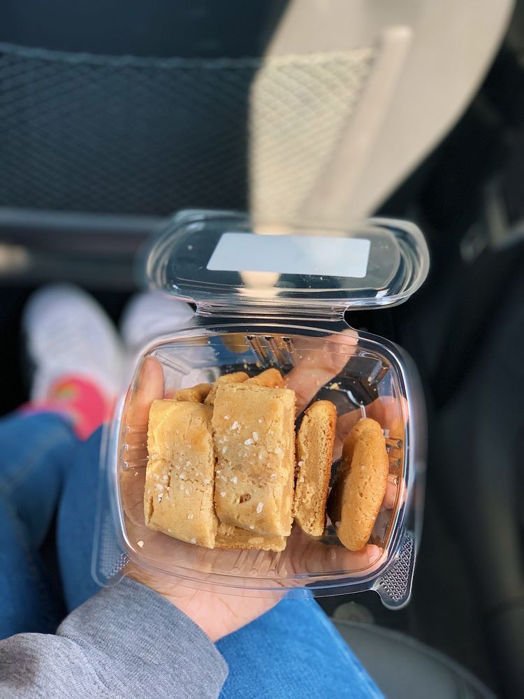 RICKI’S COOKIE CORNER - 53 Photos & 38 Reviews - 5068 Park Ave, Memphis ...