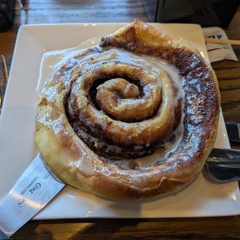 THE RIDLEY - Updated January 2026 - 176 Photos & 180 Reviews - 1106 W ...