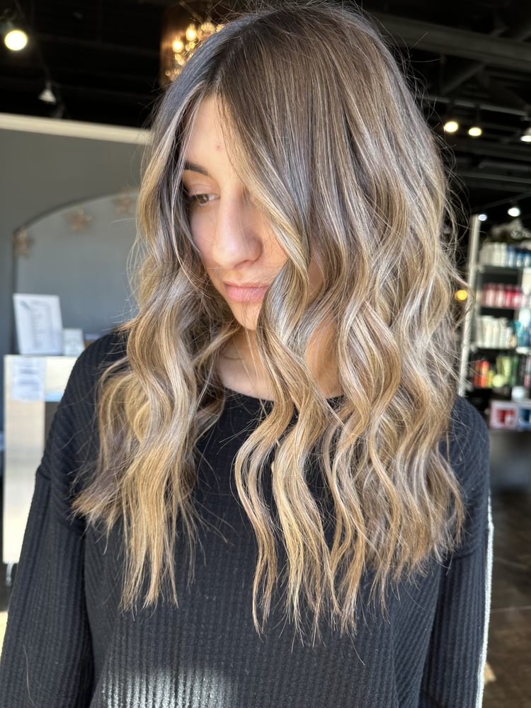 VITA BELLA SALON - Updated October 2025 - Request an Appointment - 13 ...