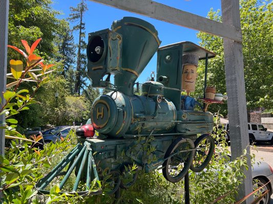 HOWARD STATION CAFE - Updated August 2025 - 571 Photos & 685 Reviews ...