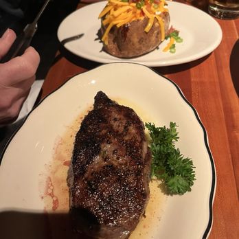 HOUSTON’S RESTAURANT - Updated December 2025 - 1250 Photos & 1117 ...