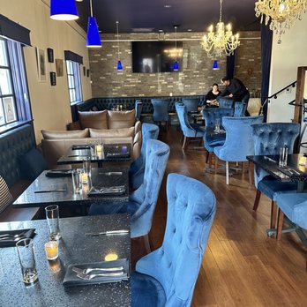 UNCORKED ON STATE - Updated November 2024 - 96 Photos & 92 Reviews ...