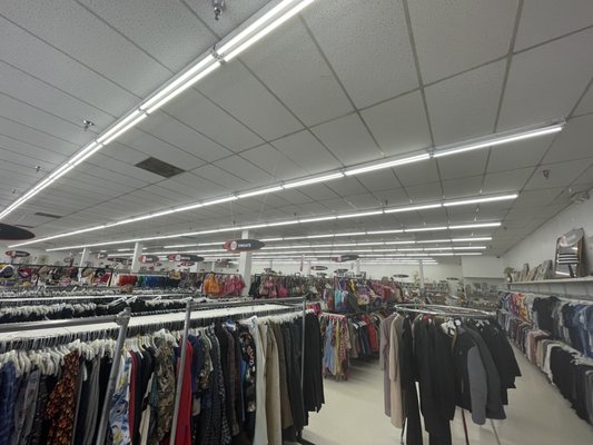 VALUE WORLD - Updated August 2025 - 25 Photos & 35 Reviews - 2001 E ...