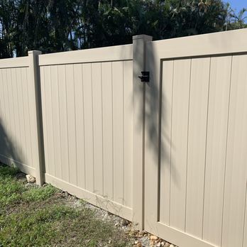 SAMADA FENCE - Updated July 2025 - 28 Photos & 22 Reviews - 1701 W 37th ...
