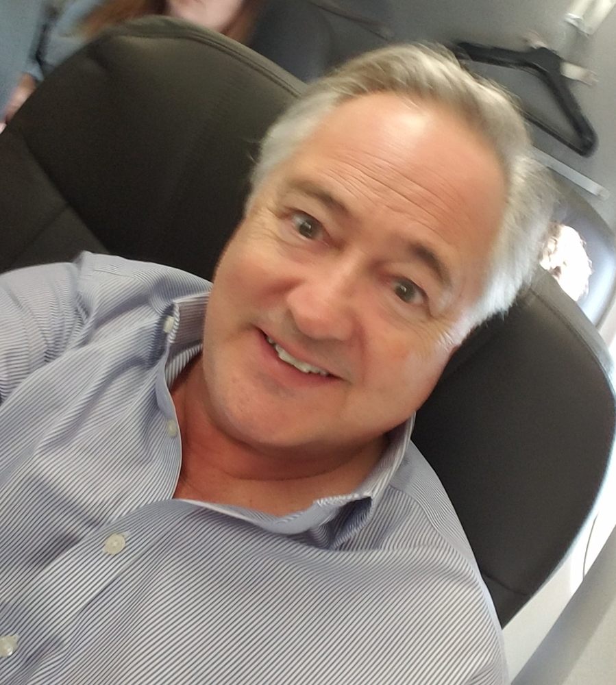 ROBERT WHYTE - Updated December 2024 - 1999 Ave, Los Angeles ...