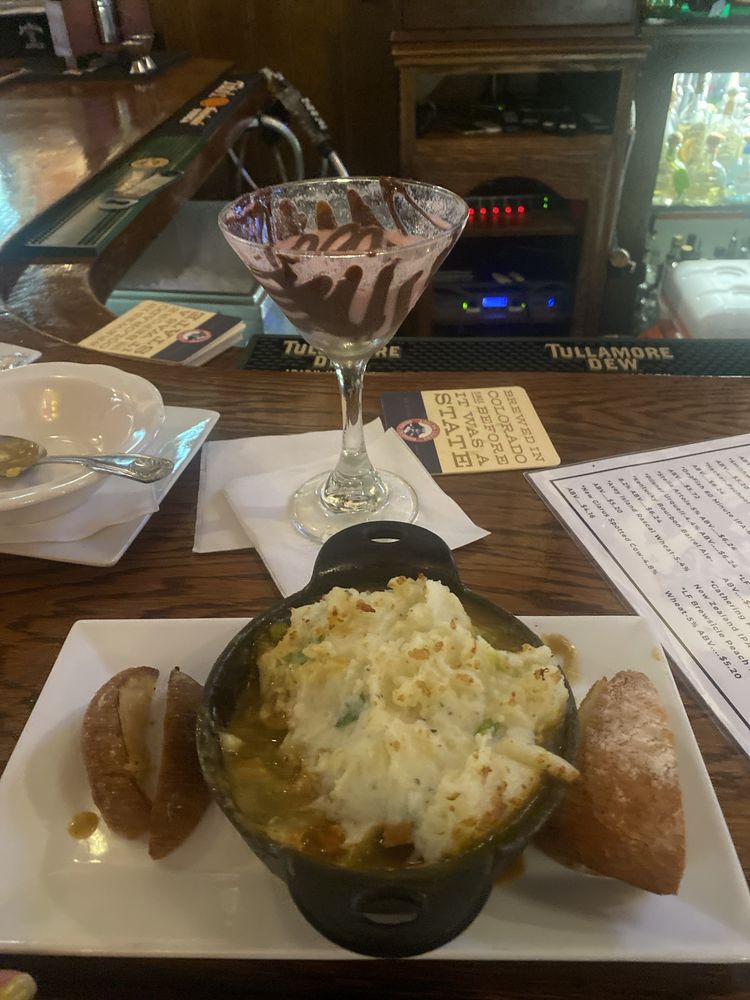 IVANHOE PUB & EATERY - Updated December 2025 - 52 Photos & 100 Reviews ...