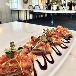 FILBERTS FARMHOUSE KITCHEN - Updated August 2024 - 572 Photos & 480 ...