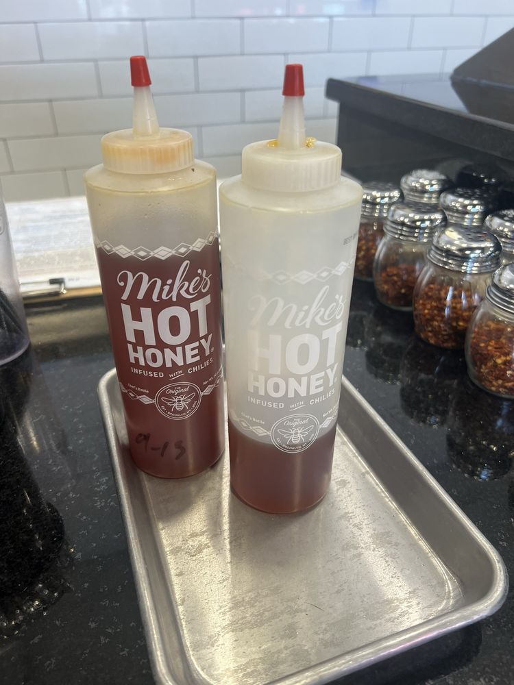 HOOPS PIZZERIA - Updated January 2025 - 23 Photos & Average of 4.8 ...