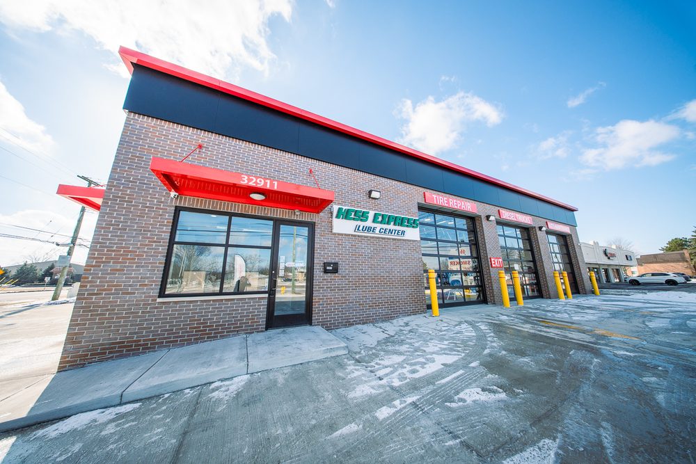 HESS EXPRESS LUBE CENTER - Updated May 2026 - 16 Photos - 32911 Warren ...