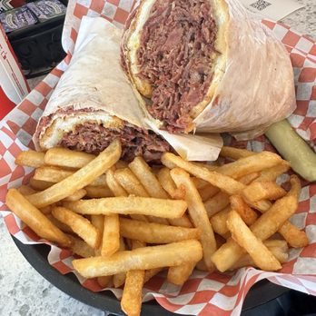 CHARMER’S FRESH BURGERS - Updated August 2024 - 117 Photos & 162 ...