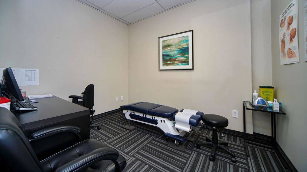 ACTIVA CLINICS - SCARBOROUGH - Updated December 2025 - 14 Photos - 4218 Lawrence Avenue E ...