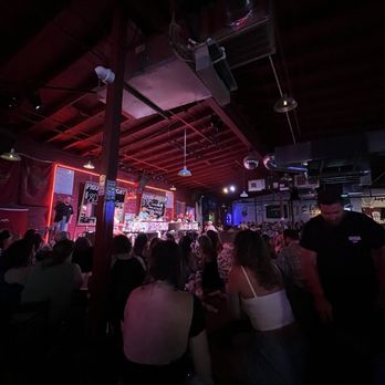 SAVANNAH SMILES DUELING PIANOS - Updated December 2025 - 182 Photos ...