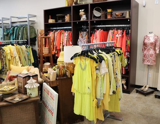 GW: A GOODWILL BOUTIQUE - Updated April 2024 - 27 Photos & 15 Reviews ...