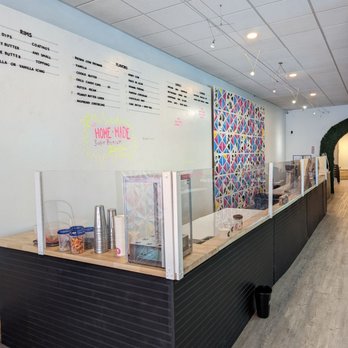 THE TWISTED COW - Updated February 2025 - 77 Photos & 22 Reviews - 250 ...