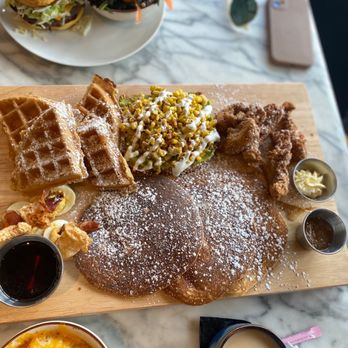 STATE FARE KITCHEN & BAR - 918 Photos & 454 Reviews - 15930 City Walk ...