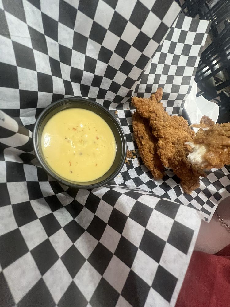 RIVERBEND PIZZA & STEAKHOUSE - Updated October 2025 - 38 Photos & 16 ...