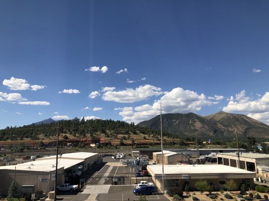 HOLIDAY INN EXPRESS FLAGSTAFF - Updated July 2024 - 133 Photos & 134 ...