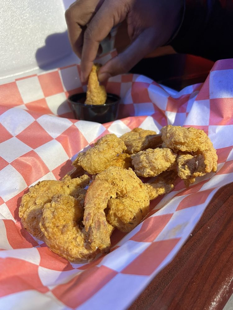 LINQ SOCIAL KITCHEN - Updated October 2024 - 175 Lafayette St ...