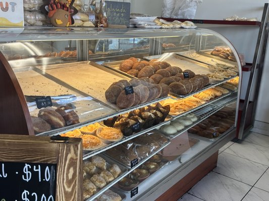 VALERIO’S BAKE SHOP - 186 Photos & 181 Reviews - 2720 E Plaza Blvd ...