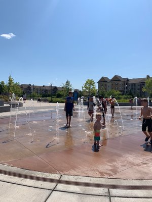 CENTRAL PARK PLAYGROUND AND SPLASH PAD - 33 Photos & 13 Reviews - 12000 ...