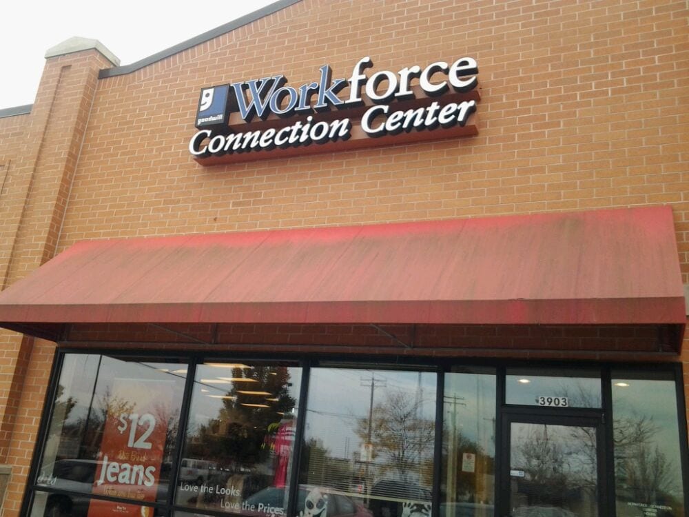 GOODWILL WORKFORCE CONNECTION CENTER - Riverworks Commons Shopping Ctr, Milwaukee, Wisconsin ...