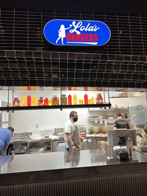 LOLA’S BURGERS - Updated December 2025 - 98 Photos & 62 Reviews - 3730 ...