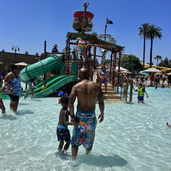 SPLASH! LA MIRADA REGIONAL AQUATICS CENTER - Updated July 2024 - 357 Photos & 392 Reviews ...