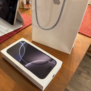 APPLE DOMAIN NORTHSIDE - Updated November 2025 - 118 Photos & 547 ...