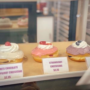 FRESH DONUT & DELI - Updated July 2024 - 237 Photos & 381 Reviews ...