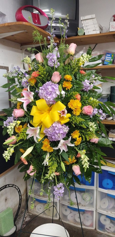 THOMAS FLOWERS - Updated October 2025 - 900 Peterson Ave S, Douglas ...