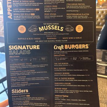 TAP ROOM - Updated July 2025 - 92 Photos & 63 Reviews - 919 Franklin ...