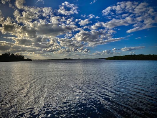 ROUND ISLAND RIVERSIDE PARK - Updated June 2024 - 50 Photos - 2200 ...