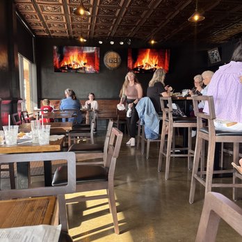 1631 - Updated July 2025 - 58 Photos & 53 Reviews - 464B Wythe Creek Rd ...