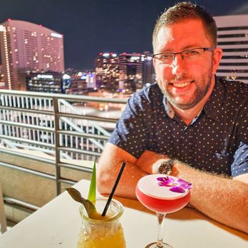 FLOOR 13 ROOFTOP BAR - Updated December 2024 - 312 Photos & 218 Reviews ...