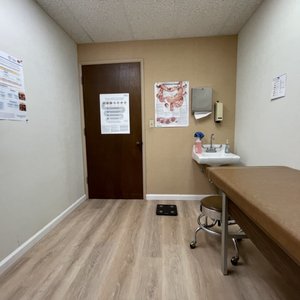 KALIHI-PALAMA HEALTH CENTER - Updated July 2025 - 10 Photos & 41 ...