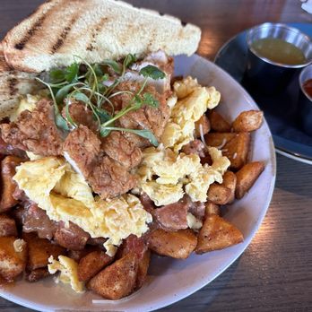 COURTYARD SOCIAL - Updated March 2025 - 153 Photos & 258 Reviews - 333 ...