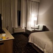 HAMPTON INN & SUITES RENO WEST - 187 Photos & 73 Reviews - Hotels - 900 ...