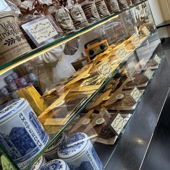 MELLY’S STROOPWAFELS - Updated December 2025 - 49 Photos & 32 Reviews ...